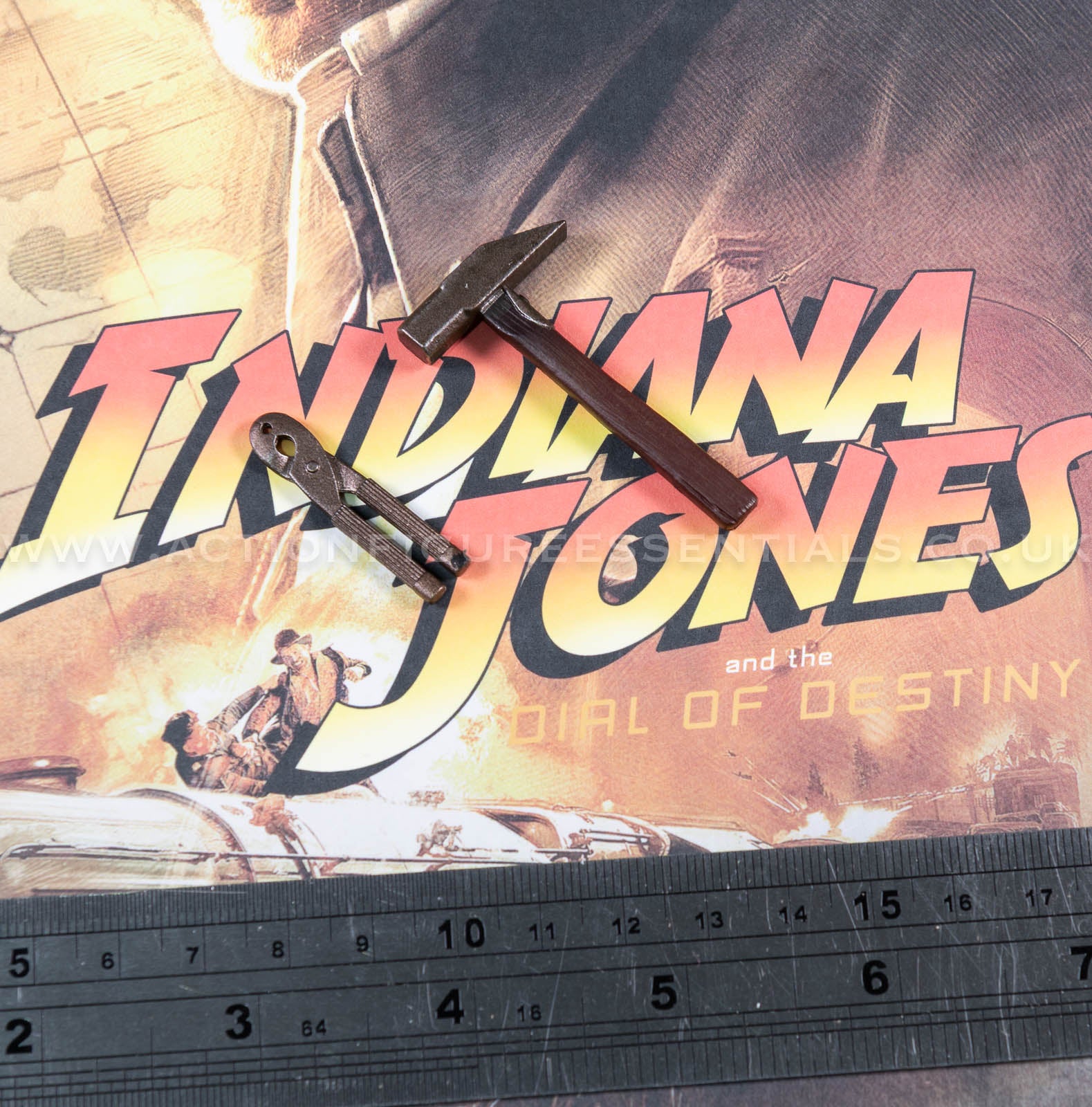 Hot Toys - Indiana Jones - Archeology Tool Set - Dial of Destiny - MMS ...