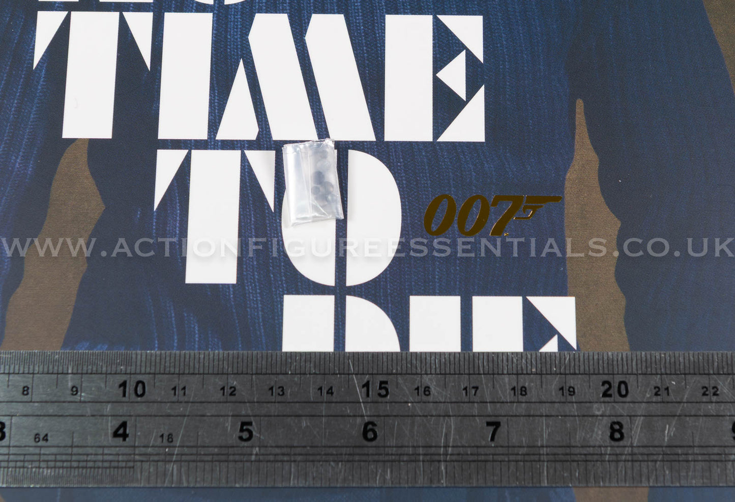 Hot Toys - James Bond 007 - Spare Buttons - Commando - MMS804 - 1:6 Sc ...